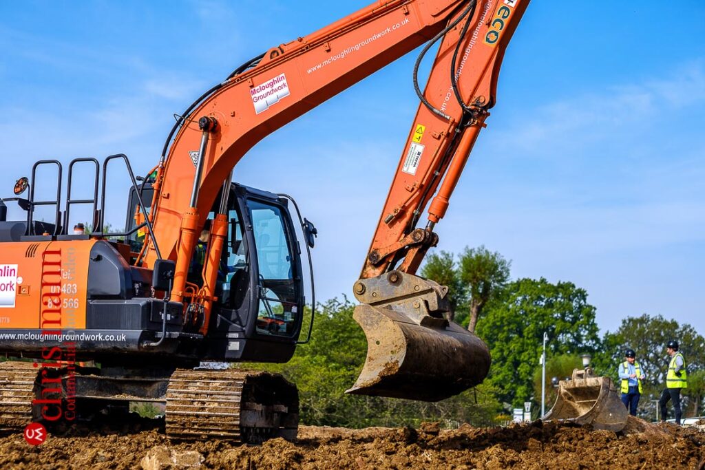 New Royal Surrey Hospital ward construction Apr-May 2020 | Chris Mann ...